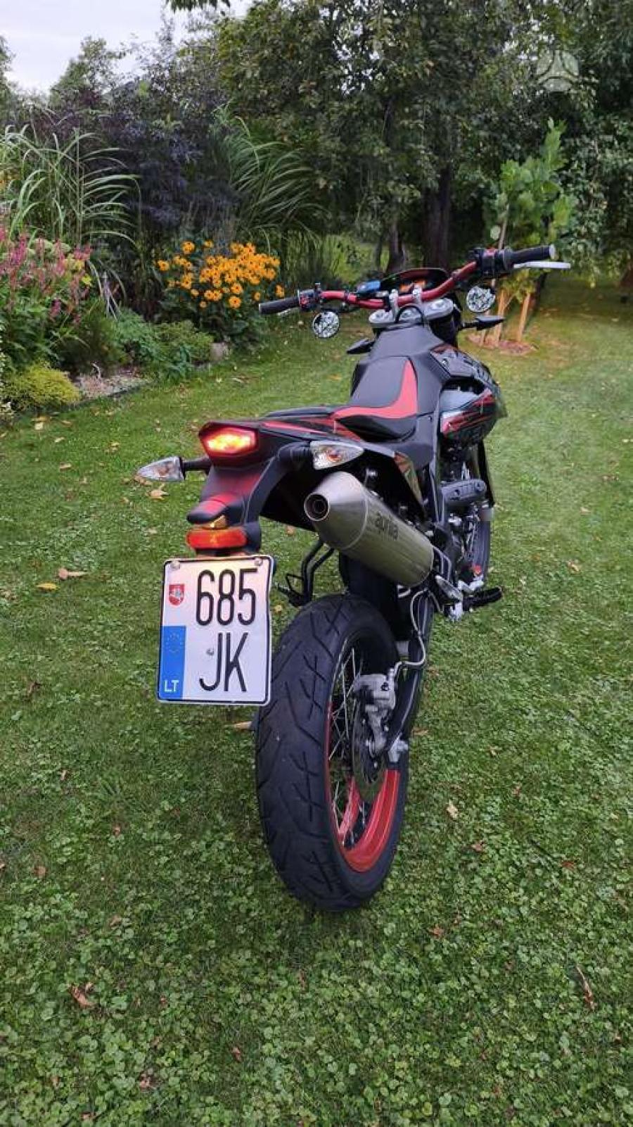Melns Aprilia SX 2021 Kauņa, ar dzinēja tilpumu 0.12 L un nobraukumu 7 tūkst. km par 2950 €, foto 16 vietnē AUTOMOTO.COM.LV