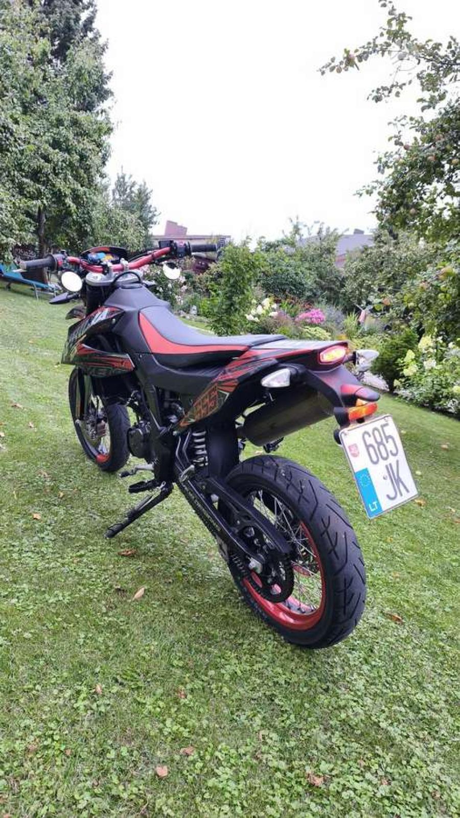 Melns Aprilia SX 2021 Kauņa, ar dzinēja tilpumu 0.12 L un nobraukumu 7 tūkst. km par 2950 €, foto 18 vietnē AUTOMOTO.COM.LV