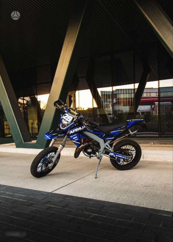 Aprilia SX 2009 Visaginas, ar dzinēja tilpumu 50.00 L un nobraukumu 5 tūkst. km par 2000 €, foto 6 vietnē AUTOMOTO.COM.LV