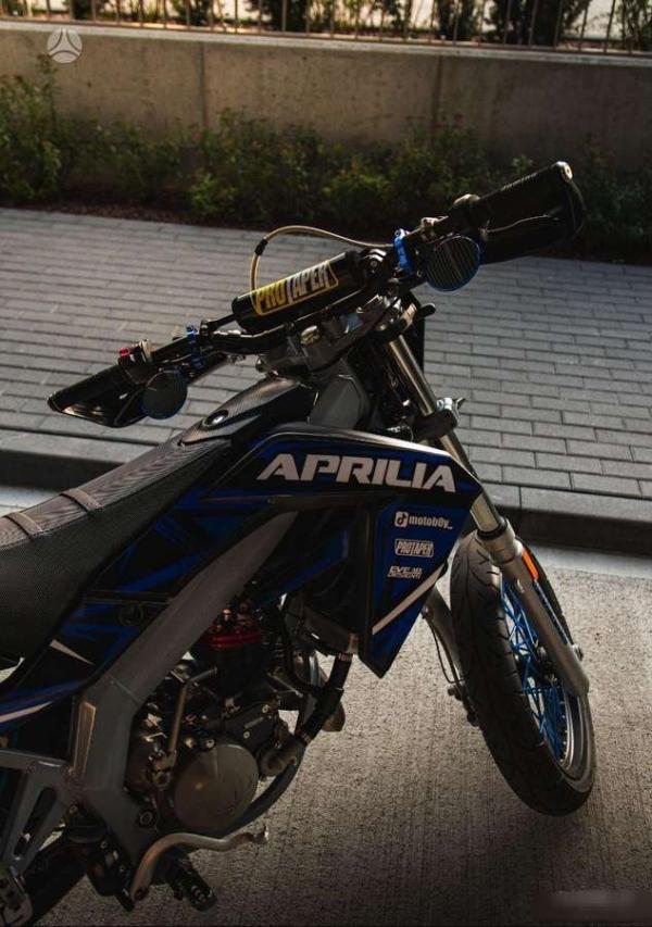 Aprilia SX 2009 Visaginas, ar dzinēja tilpumu 50.00 L un nobraukumu 5 tūkst. km par 2000 €, foto 1 vietnē AUTOMOTO.COM.LV