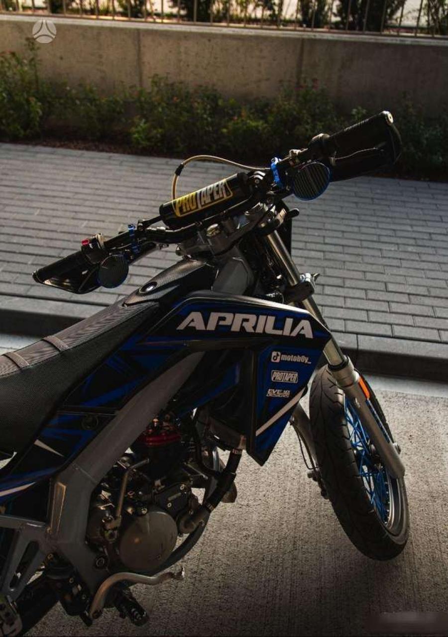 Aprilia SX 2009 Visaginas, ar dzinēja tilpumu 50.00 L un nobraukumu 5 tūkst. km par 2000 €, foto 1 vietnē AUTOMOTO.COM.LV