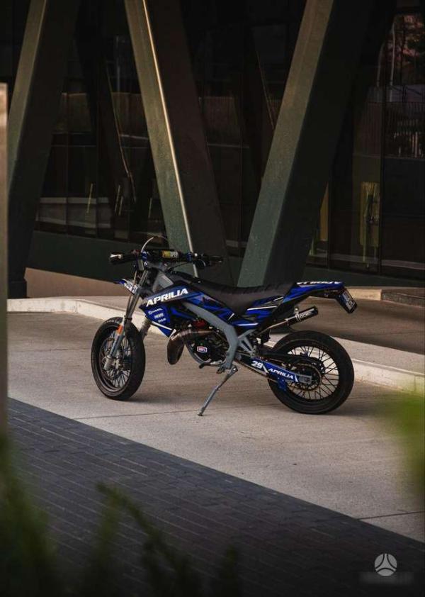 Aprilia SX 2009 Visaginas, ar dzinēja tilpumu 50.00 L un nobraukumu 5 tūkst. km par 2000 €, foto 2 vietnē AUTOMOTO.COM.LV