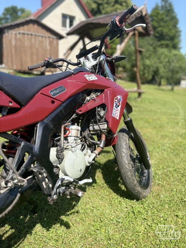 Aprilia SX 2010 Tauragė, ar dzinēja tilpumu 0.00 L un nobraukumu 0 tūkst. km par 1100 €, foto 7 vietnē AUTOMOTO.COM.LV