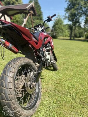 Aprilia SX 2010 Tauragė, ar dzinēja tilpumu 0.00 L un nobraukumu 0 tūkst. km par 1100 €, foto 9 vietnē AUTOMOTO.COM.LV