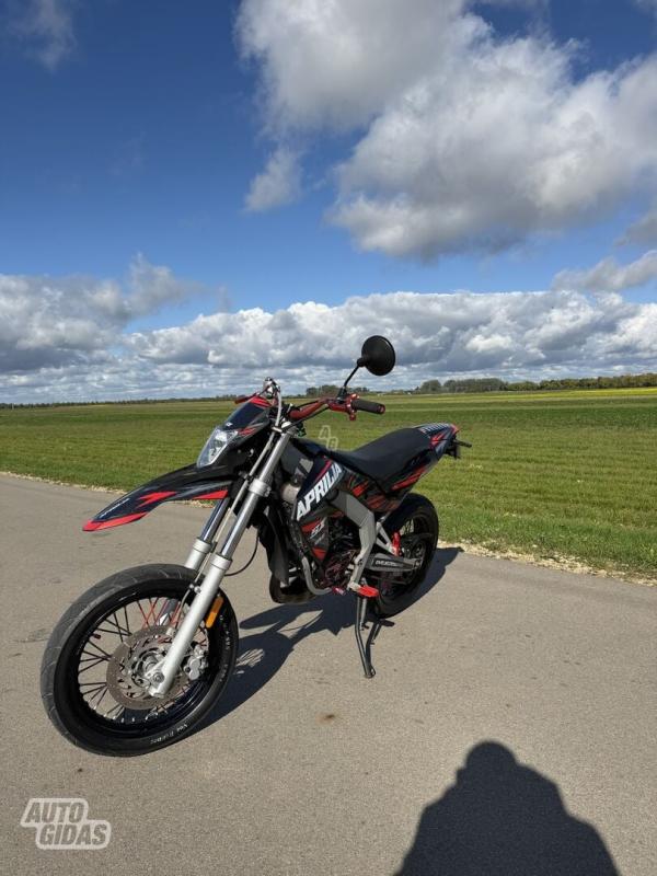 Aprilia SX 2012 Viļņa, ar dzinēja tilpumu 0.05 L un nobraukumu 0 tūkst. km par 1900 €, foto 4 vietnē AUTOMOTO.COM.LV