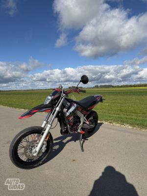 Aprilia SX 2012 in Vilnius, with an engine capacity of 0.05 L and mileage of 0 thousand km for 1900 €, photo 4 on AUTOMOTO.COM.LV