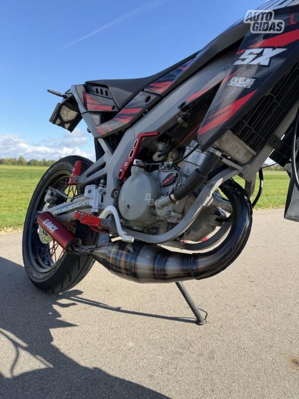 Aprilia SX 2012 Viļņa, ar dzinēja tilpumu 0.05 L un nobraukumu 0 tūkst. km par 1900 €, foto 6 vietnē AUTOMOTO.COM.LV
