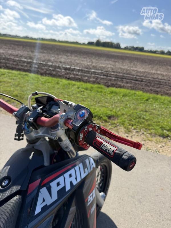 Aprilia SX 2012 Viļņa, ar dzinēja tilpumu 0.05 L un nobraukumu 0 tūkst. km par 1900 €, foto 9 vietnē AUTOMOTO.COM.LV