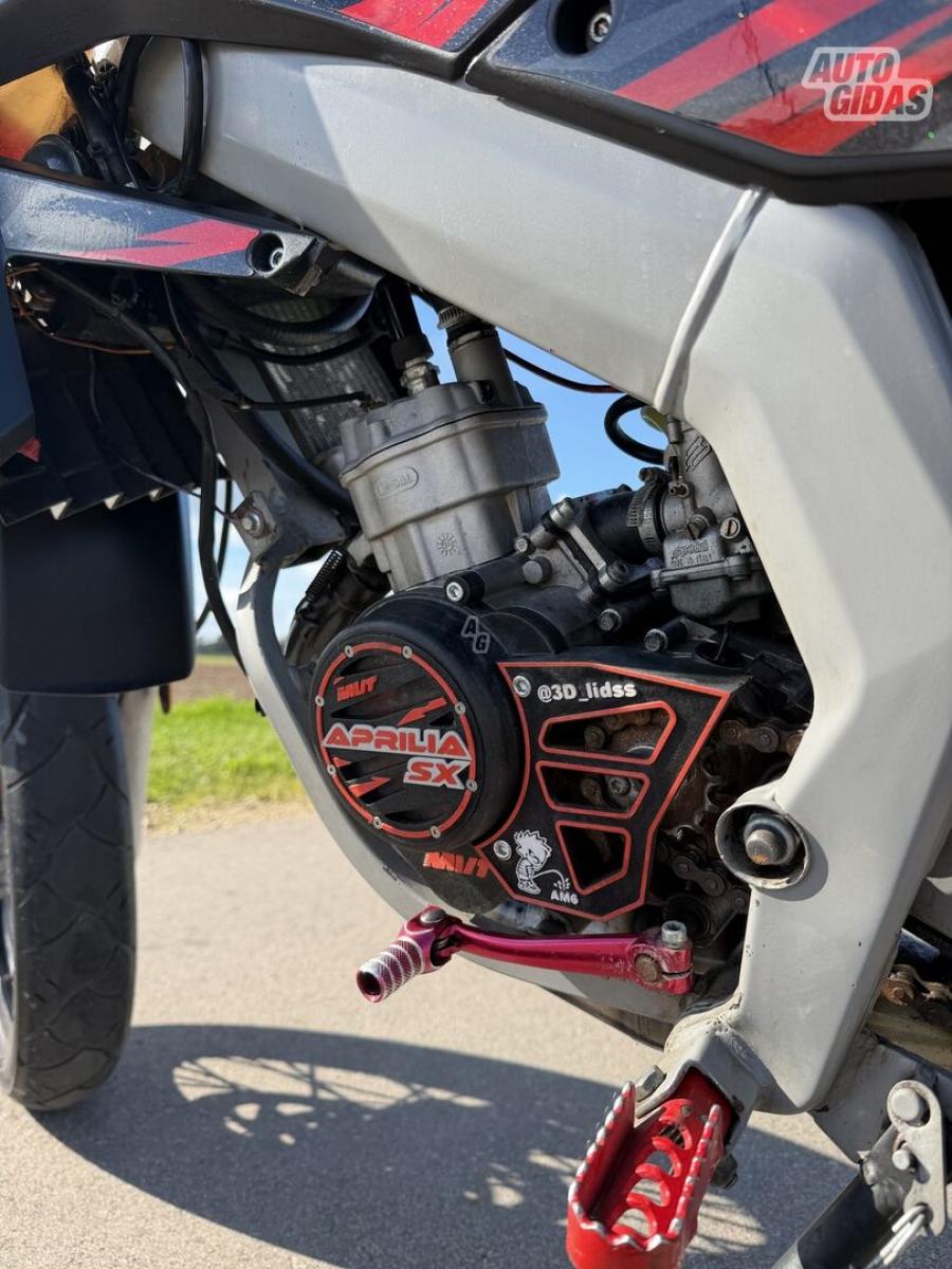 Aprilia SX 2012 in Vilnius, with an engine capacity of 0.05 L and mileage of 0 thousand km for 1900 €, photo 11 on AUTOMOTO.COM.LV
