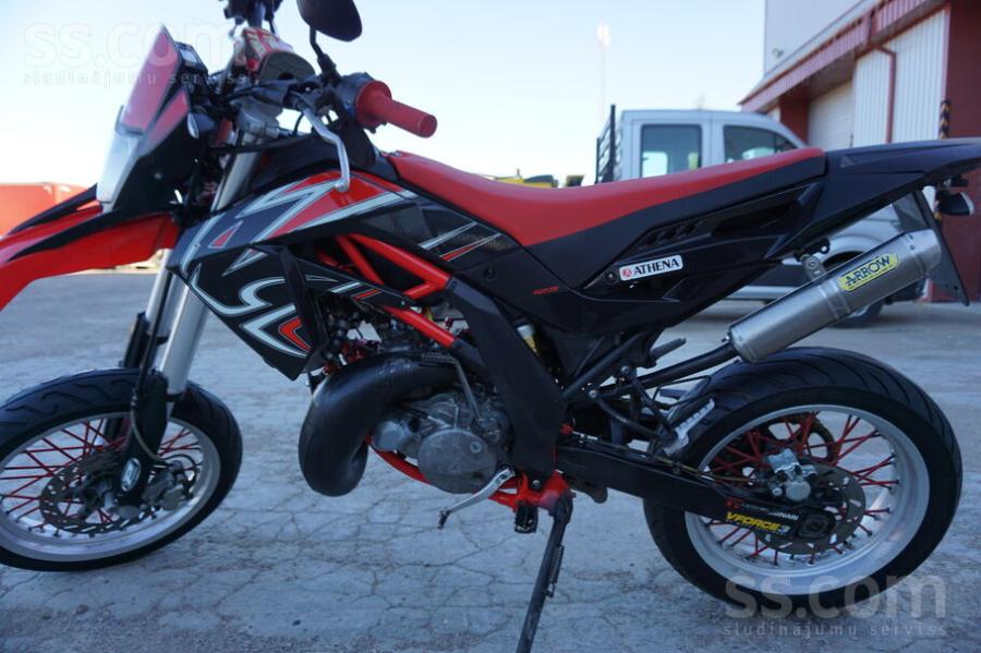 Aprilia SX 2013 Bauska, ar dzinēja tilpumu 0.13 L un nobraukumu 0 tūkst. km par 2900 €, foto 4 vietnē AUTOMOTO.COM.LV