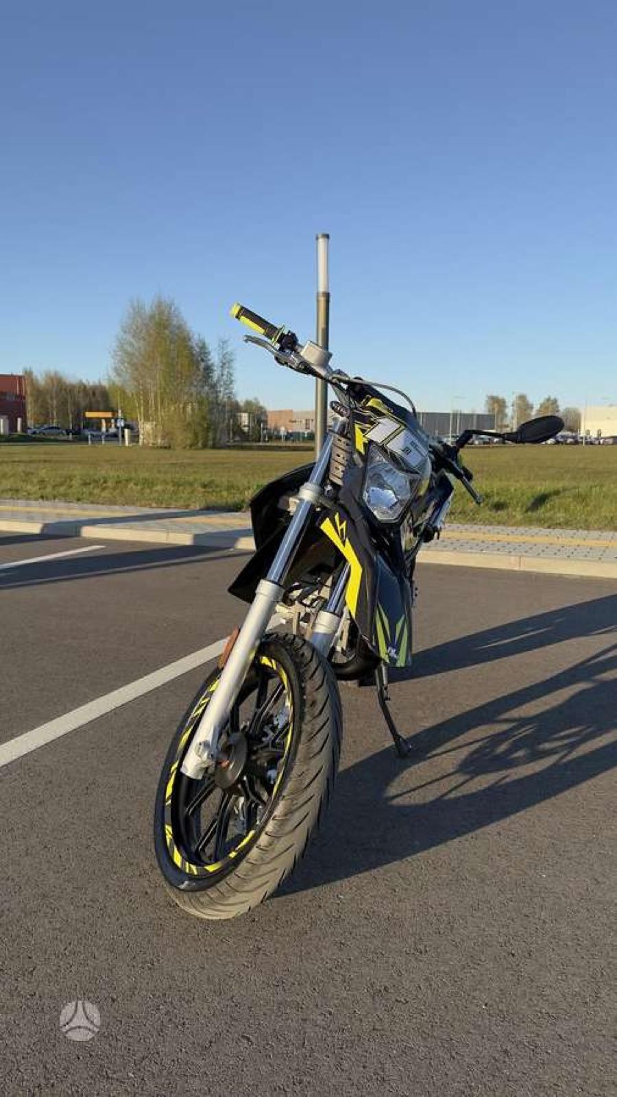 Априлия SX 2015 в Гаргждай, объемом двигателя 50.00 л и пробегом 16 тыс. км за 1850 €, фото 5 на AUTOMOTO.COM.LV
