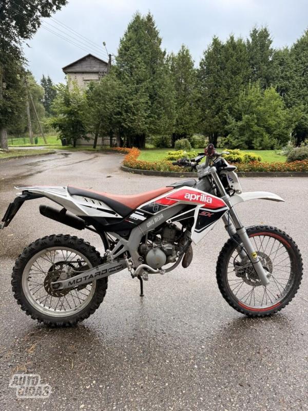 Aprilia SX 2015 Anykščiai, ar dzinēja tilpumu 0.05 L un nobraukumu 0 tūkst. km par 1250 €, foto 5 vietnē AUTOMOTO.COM.LV