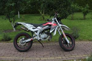 Aprilia SX 2017 in Kaunas, with an engine capacity of 50.00 L and mileage of 5 thousand km for 1700 €, photo 4 on AUTOMOTO.COM.LV