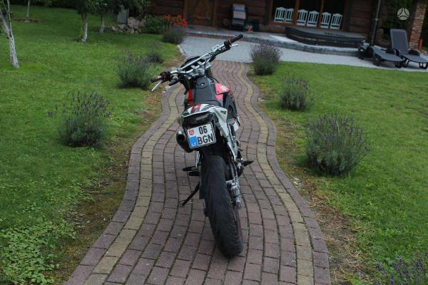 Aprilia SX 2017 in Kaunas, with an engine capacity of 50.00 L and mileage of 5 thousand km for 1700 €, photo 5 on AUTOMOTO.COM.LV