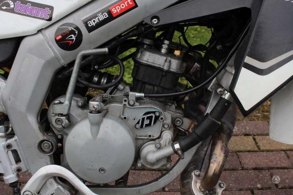 Aprilia SX 2017 in Kaunas, with an engine capacity of 50.00 L and mileage of 5 thousand km for 1700 €, photo 6 on AUTOMOTO.COM.LV