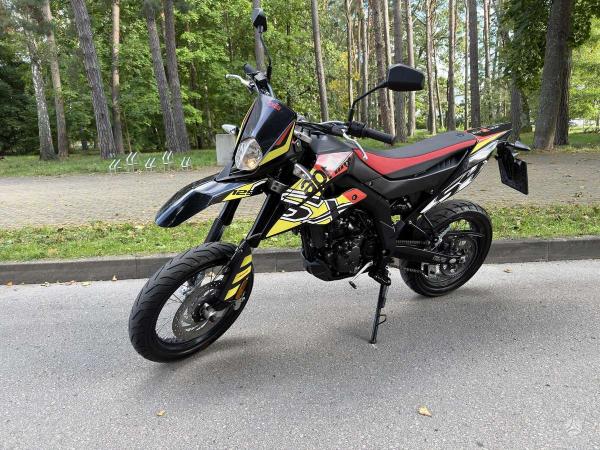 Априлия SX 2023 в Алитус на AUTOMOTO.COM.LV Априлия SX 2023 в Алитус, объемом двигателя 0.13 л и пробегом 12 тыс. км за 2299 €, фото 7 на AUTOMOTO.COM.LV