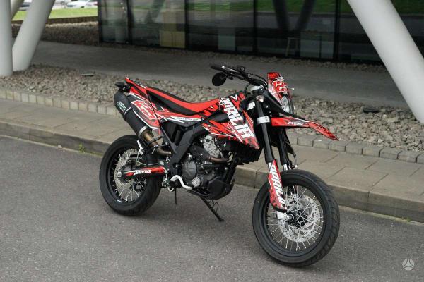 Aprilia SX 2024 Viļņa, ar dzinēja tilpumu 0.13 L un nobraukumu 16 tūkst. km par 2290 €, foto 3 vietnē AUTOMOTO.COM.LV
