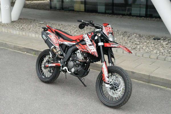 Aprilia SX 2024 Viļņa, ar dzinēja tilpumu 0.13 L un nobraukumu 16 tūkst. km par 2290 €, foto 6 vietnē AUTOMOTO.COM.LV