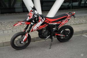 Aprilia SX 2024 Viļņa, ar dzinēja tilpumu 0.13 L un nobraukumu 16 tūkst. km par 2290 €, foto 7 vietnē AUTOMOTO.COM.LV
