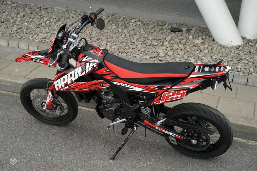 Aprilia SX 2024 Viļņa, ar dzinēja tilpumu 0.13 L un nobraukumu 16 tūkst. km par 2290 €, foto 19 vietnē AUTOMOTO.COM.LV
