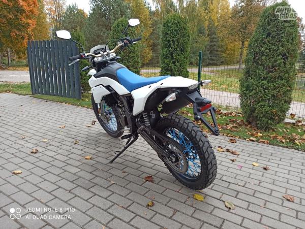 Balts Aprilia SX 2020 Jurbarkas, ar dzinēja tilpumu 0.13 L un nobraukumu 27 tūkst. km par 1780 €, foto 3 vietnē AUTOMOTO.COM.LV