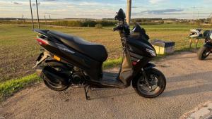 Melns Aprilia SXR 2022 Jonava, ar dzinēja tilpumu 0.00 L un nobraukumu 10 tūkst. km par 1500 €, foto 5 vietnē AUTOMOTO.COM.LV