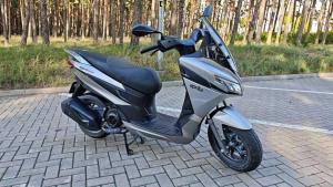 Pelēks Aprilia SXR 2024 Palanga, ar dzinēja tilpumu 50.00 L un nobraukumu 5 tūkst. km par 2000 €, foto  vietnē AUTOMOTO.COM.LV