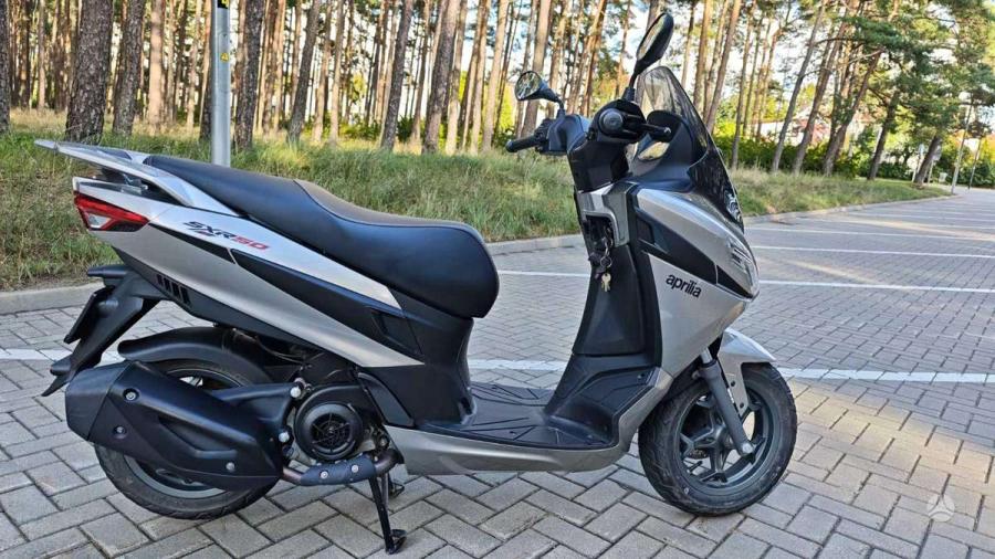 Pelēks Aprilia SXR 2024 Palanga, ar dzinēja tilpumu 50.00 L un nobraukumu 5 tūkst. km par 2000 €, foto 3 vietnē AUTOMOTO.COM.LV