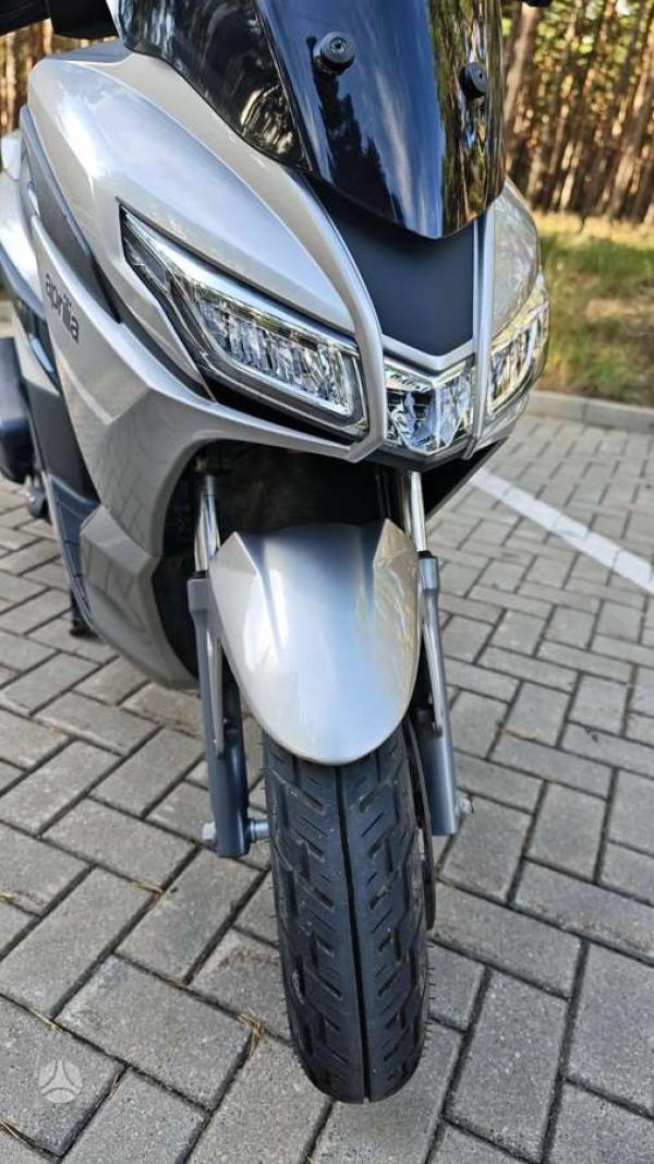 Pelēks Aprilia SXR 2024 Palanga, ar dzinēja tilpumu 50.00 L un nobraukumu 5 tūkst. km par 2000 €, foto 5 vietnē AUTOMOTO.COM.LV