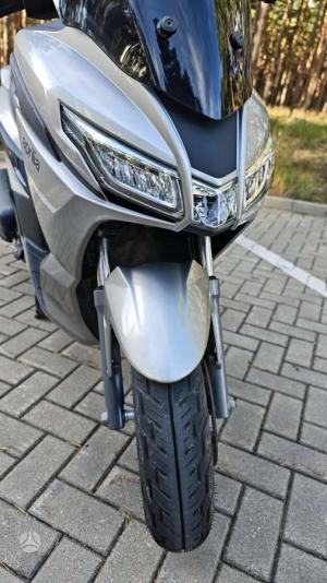 Pelēks Aprilia SXR 2024 Palanga, ar dzinēja tilpumu 50.00 L un nobraukumu 5 tūkst. km par 2000 €, foto 5 vietnē AUTOMOTO.COM.LV