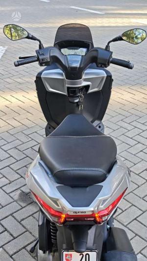 Pelēks Aprilia SXR 2024 Palanga, ar dzinēja tilpumu 50.00 L un nobraukumu 5 tūkst. km par 2000 €, foto 9 vietnē AUTOMOTO.COM.LV