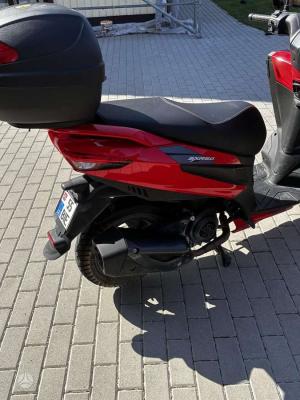 Sarkans Aprilia SXR 2021 Klaipėda, ar dzinēja tilpumu 50.00 L un nobraukumu 7 tūkst. km par 2050 €, foto 4 vietnē AUTOMOTO.COM.LV