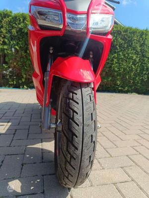 Red Aprilia SXR 2024 in Kaunas, with an engine capacity of 49.00 L and mileage of 2 thousand km for 1850 €, photo 19 on AUTOMOTO.COM.LV