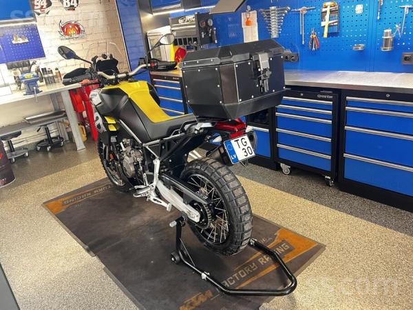 Aprilia Tuareg 2022 Rīga, ar dzinēja tilpumu 0.66 L un nobraukumu 0 tūkst. km par 9050 €, foto 9 vietnē AUTOMOTO.COM.LV