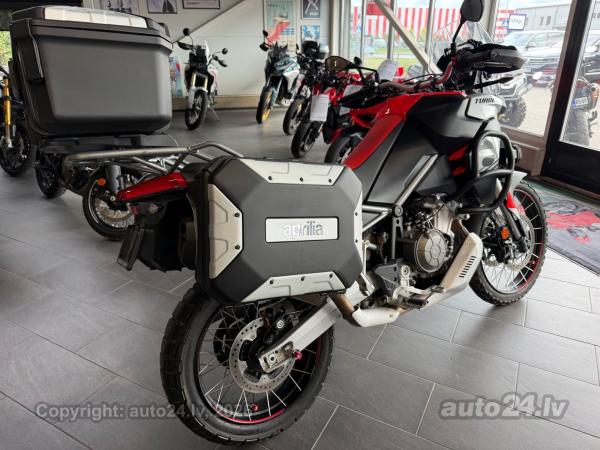 Red Aprilia Tuareg 2022 in Tallinn, with an engine capacity of 0.66 L and mileage of 25 thousand km for 8490 €, photo 3 on AUTOMOTO.COM.LV