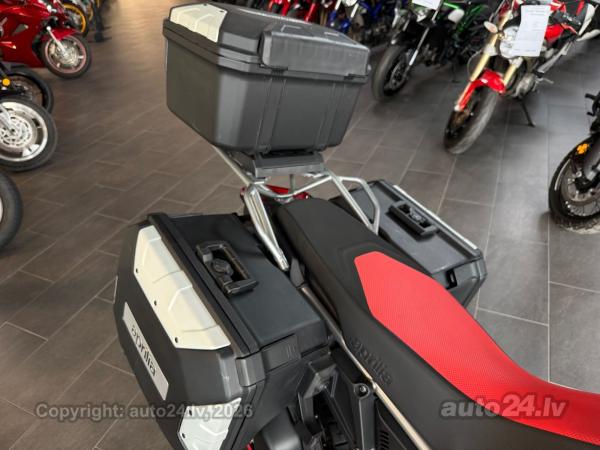 Red Aprilia Tuareg 2022 in Tallinn, with an engine capacity of 0.66 L and mileage of 25 thousand km for 8490 €, photo 5 on AUTOMOTO.COM.LV