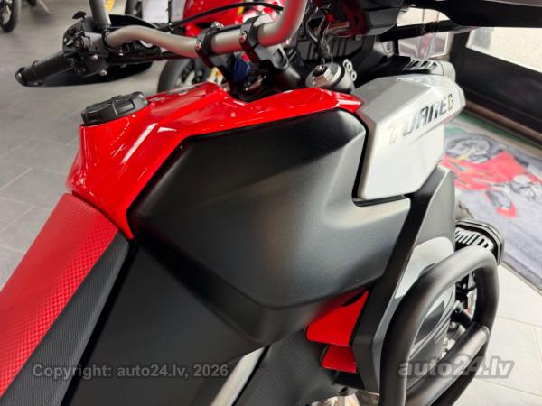 Red Aprilia Tuareg 2022 in Tallinn, with an engine capacity of 0.66 L and mileage of 25 thousand km for 8490 €, photo 9 on AUTOMOTO.COM.LV