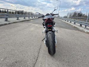 Melns Aprilia Tuono 2024 Viļņa, ar dzinēja tilpumu 0.66 L un nobraukumu 0 tūkst. km par 7600 €, foto 5 vietnē AUTOMOTO.COM.LV