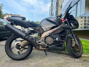 Grey Aprilia Tuono 2003 in Tallinn, with an engine capacity of 1.00 L and mileage of 37 thousand km for 2299 €, photo 4 on AUTOMOTO.COM.LV