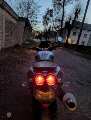 Pelēks Aprilia Tuono 2004 Kauņa, ar dzinēja tilpumu 0.00 L un nobraukumu 1160 tūkst. km par 2700 €, foto 6 vietnē AUTOMOTO.COM.LV