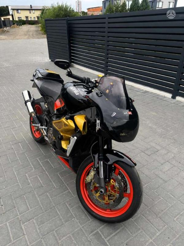 Aprilia Tuono 2006 in Kaunas, with an engine capacity of 0.00 L and mileage of 66 thousand km for 2100 €, photo 1 on AUTOMOTO.COM.LV