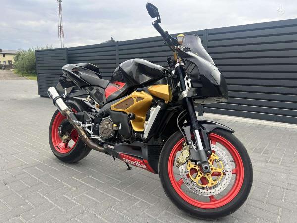 Aprilia Tuono 2006 in Kaunas, with an engine capacity of 0.00 L and mileage of 66 thousand km for 2100 €, photo 3 on AUTOMOTO.COM.LV