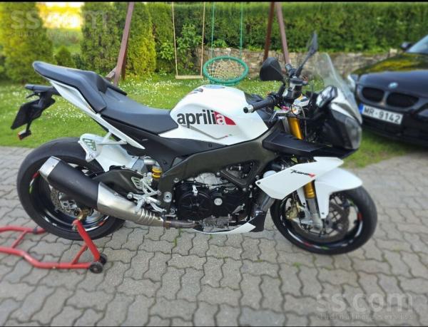 Aprilia Tuono 2012 Valmiera, ar dzinēja tilpumu 1.00 L un nobraukumu 0 tūkst. km par 6600 €, foto 6 vietnē AUTOMOTO.COM.LV