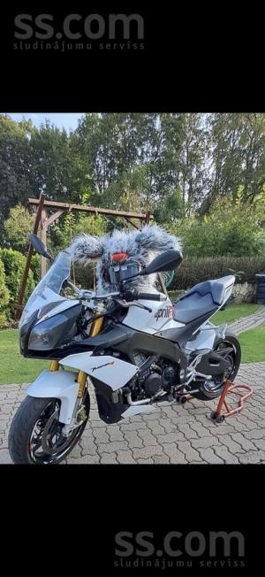 Aprilia Tuono 2012 in Riga, with an engine capacity of 0.13 L and mileage of 0 thousand km for 5999 €, photo 3 on AUTOMOTO.COM.LV