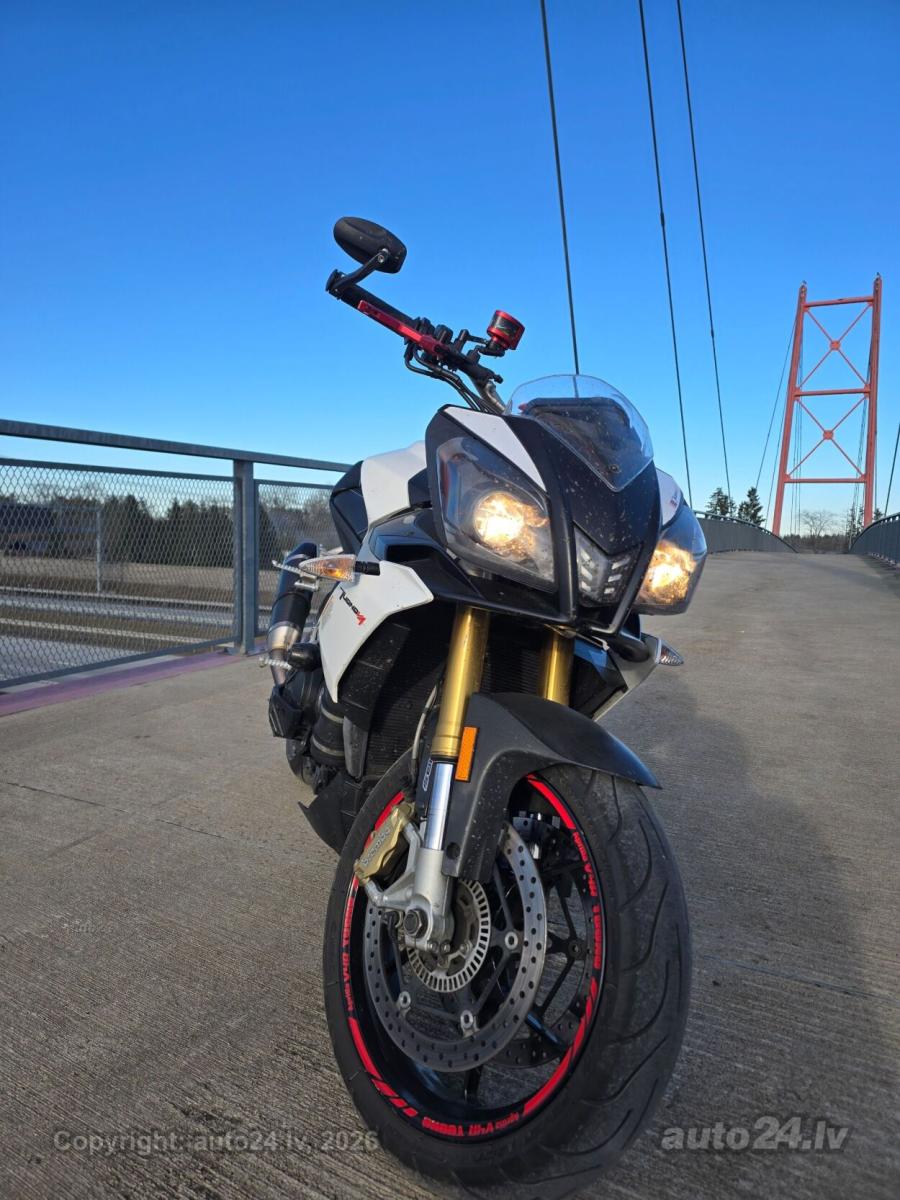 Aprilia Tuono 2014 Tallina, ar dzinēja tilpumu 1.00 L un nobraukumu 36 tūkst. km par 5999 €, foto 2 vietnē AUTOMOTO.COM.LV