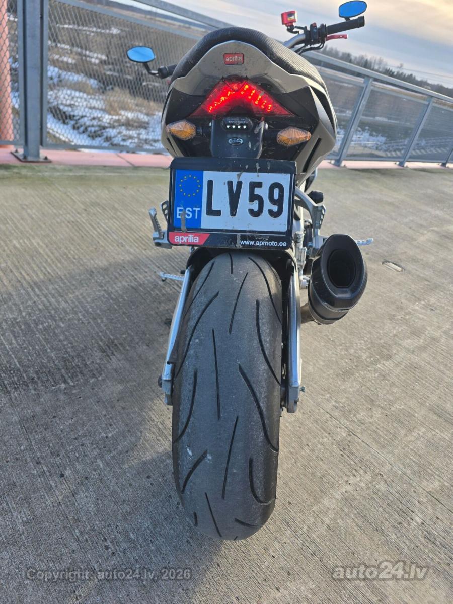 Aprilia Tuono 2014 Tallina, ar dzinēja tilpumu 1.00 L un nobraukumu 36 tūkst. km par 5999 €, foto 8 vietnē AUTOMOTO.COM.LV