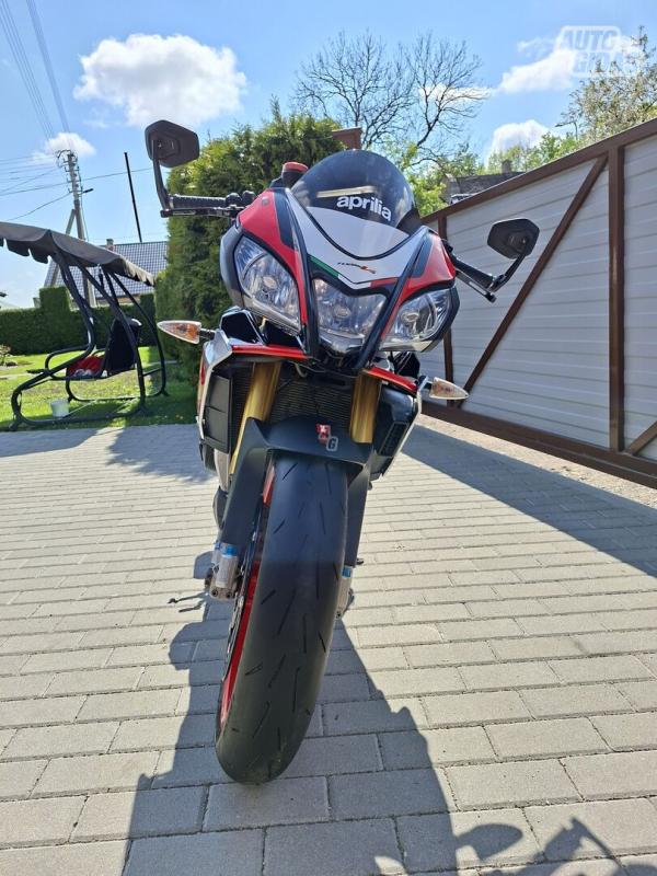 Aprilia Tuono 2016 Tauragė, ar dzinēja tilpumu 0.00 L un nobraukumu 0 tūkst. km par 7200 €, foto 4 vietnē AUTOMOTO.COM.LV