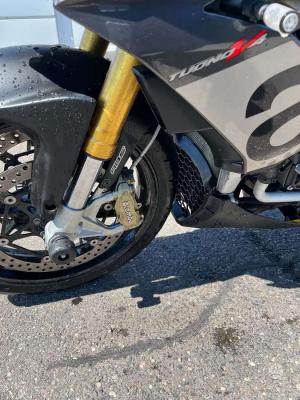 Aprilia Tuono 2016 in Klaipeda, with an engine capacity of 1.10 L and mileage of 9 thousand km for 7500 €, photo 8 on AUTOMOTO.COM.LV