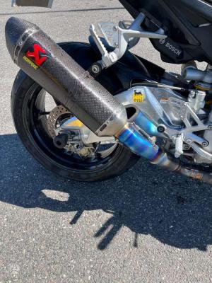 Aprilia Tuono 2016 in Klaipeda, with an engine capacity of 1.10 L and mileage of 9 thousand km for 7500 €, photo 11 on AUTOMOTO.COM.LV