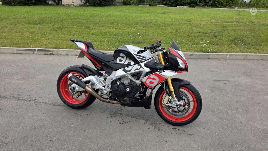 Aprilia Tuono 2016 Panevēža, ar dzinēja tilpumu 1.08 L un nobraukumu 49 tūkst. km par 6350 €, foto 3 vietnē AUTOMOTO.COM.LV